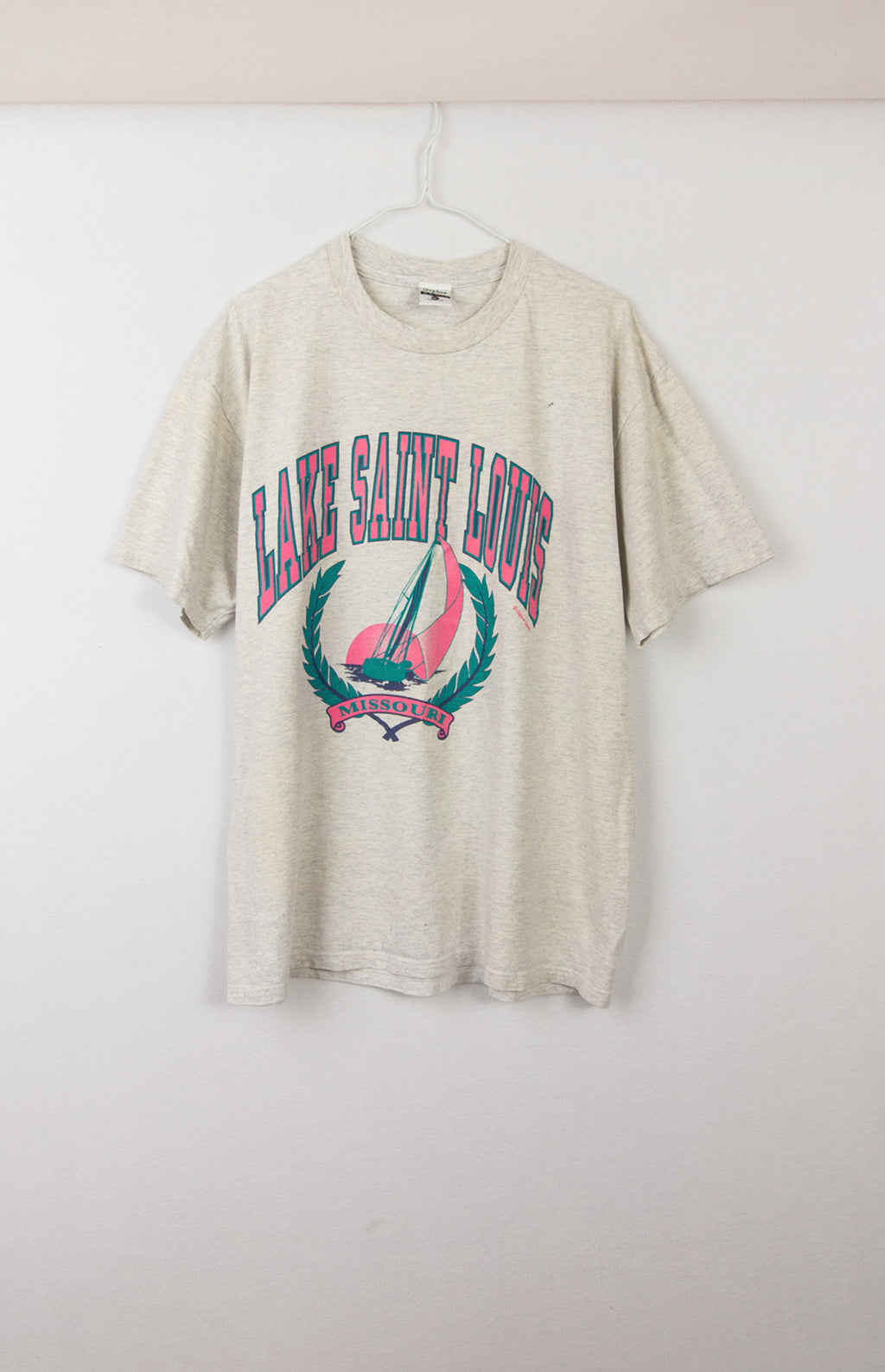 Saint Louis Tee – GOAT Vintage